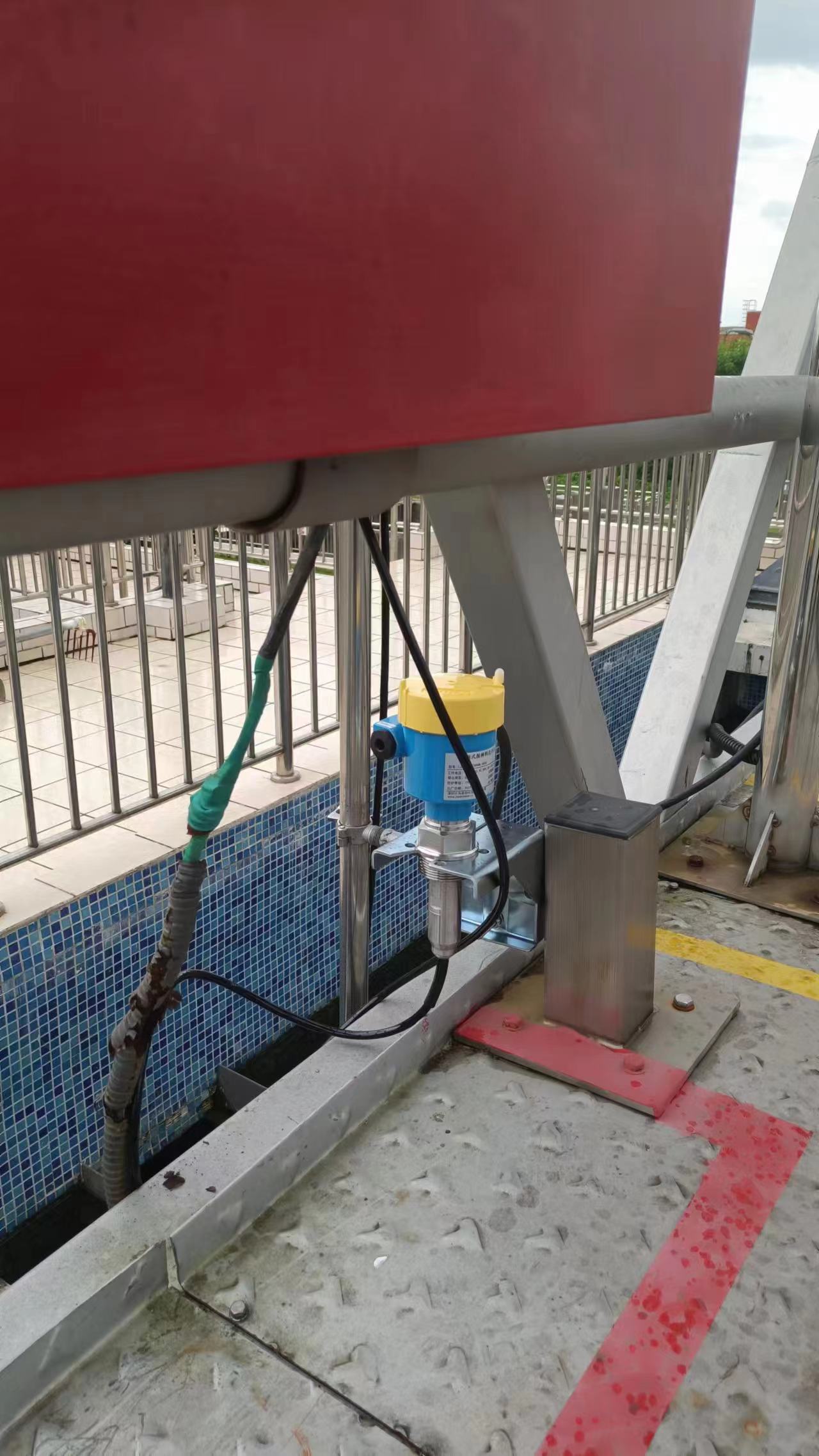 Reliable Underwater Grit Trap Detection with Zero Maintenance