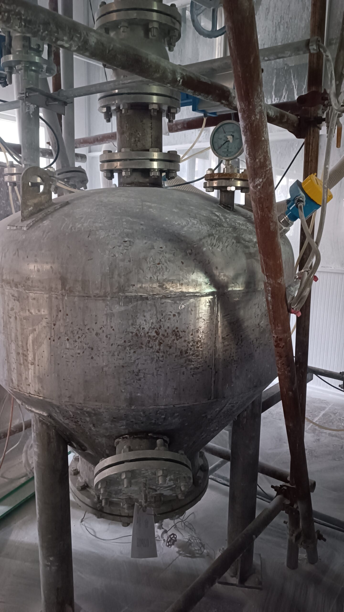 Level Measurement and Point Level Detection in Chemical Tanks